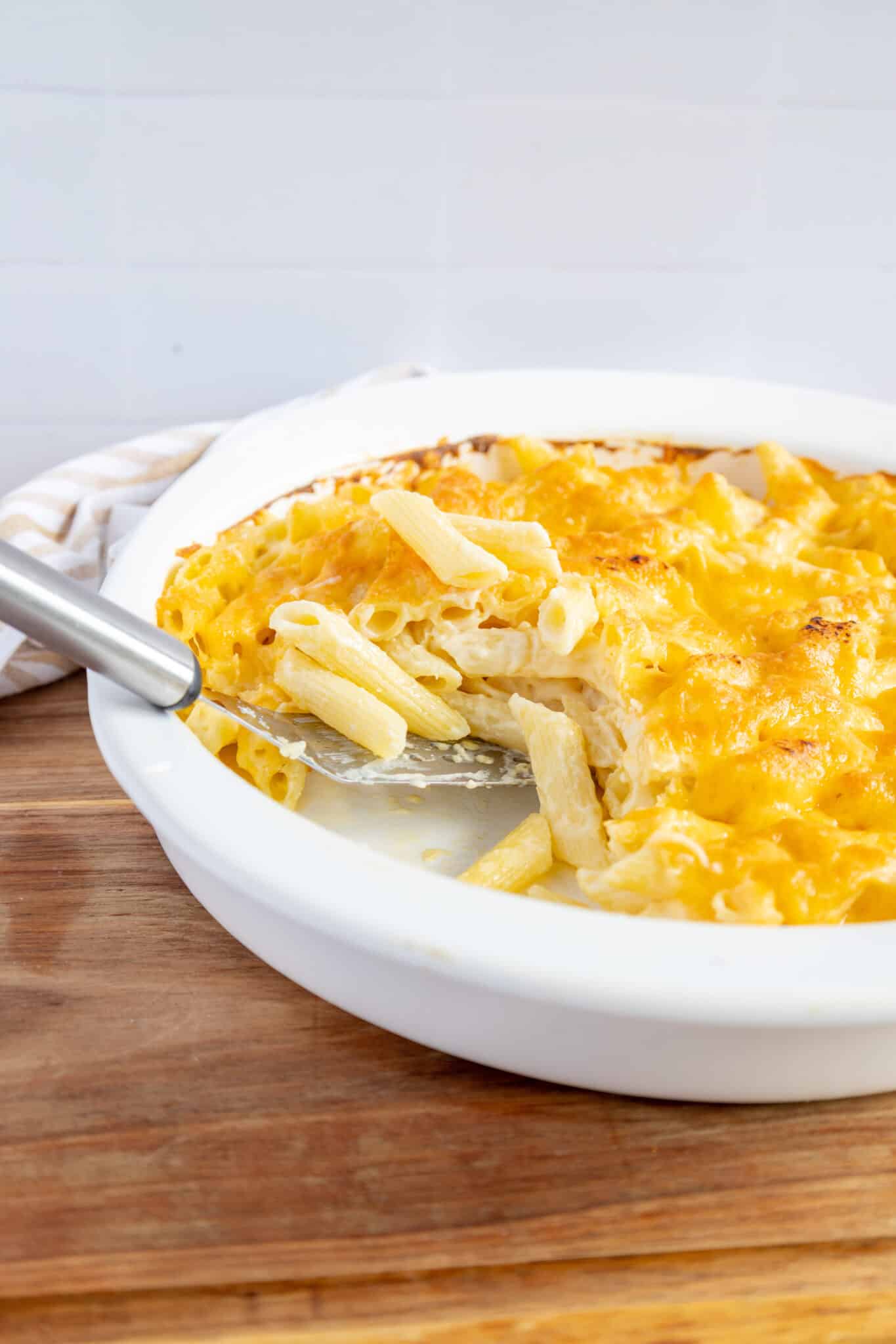 Southern-Style Old-Fashioned Mac and Cheese Casserole - Cream Cheese ...