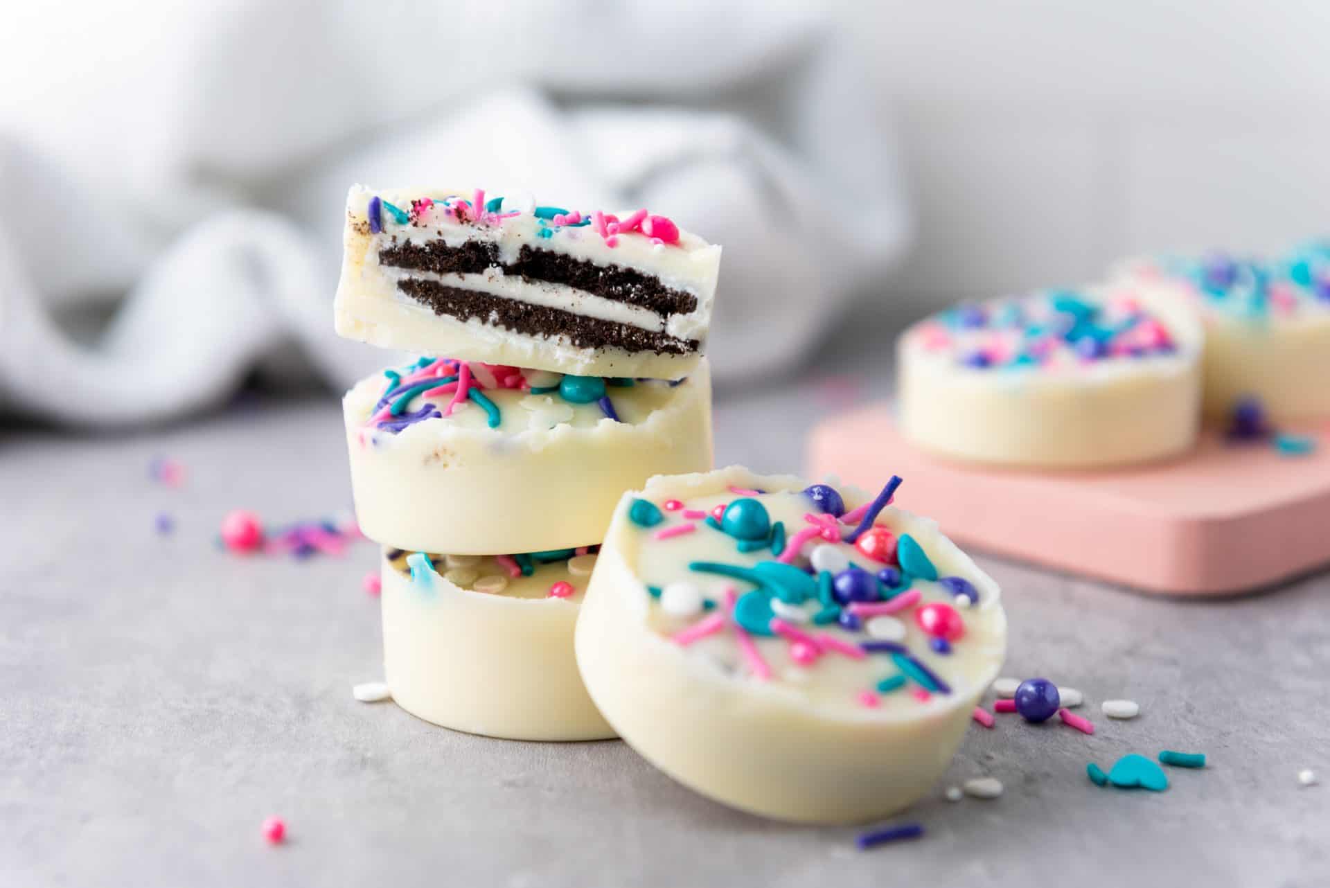 Chocolate-Covered Oreo Delights: A Tempting Twist on a Classic Cookie ...